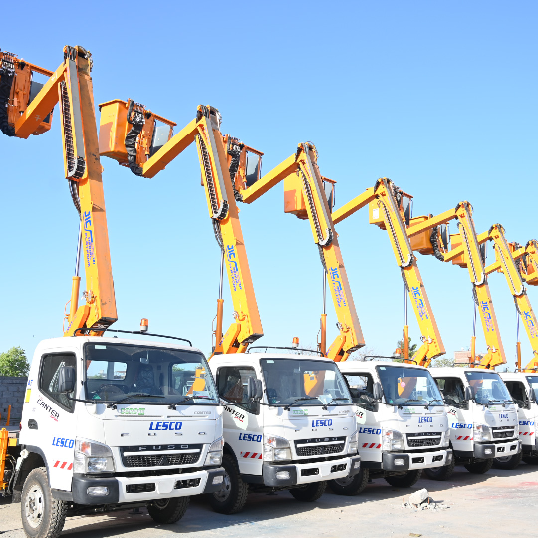 Aerial Platform - Telescopic JPF-T - Javaid Industrial Company Pvt Limited